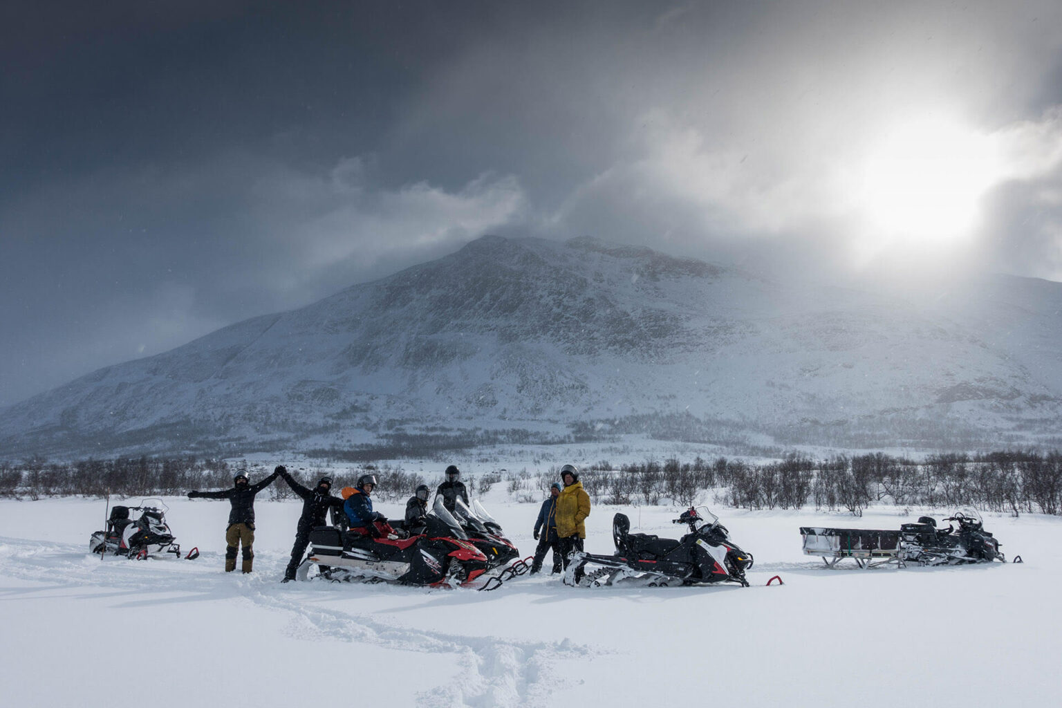 Snowmobile Adventure Abisko (Drive your own) - Lights over Lapland AB