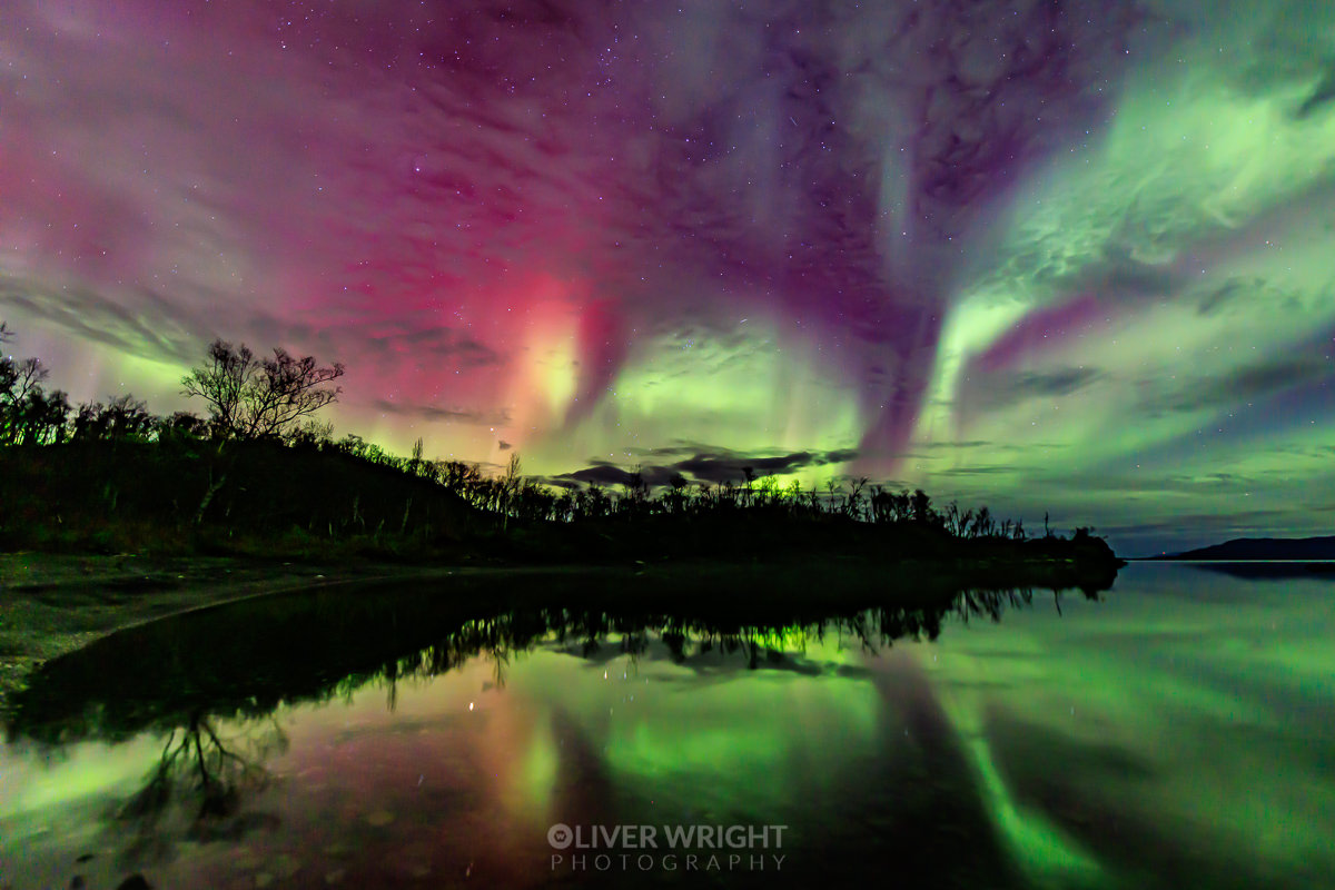 Autumn Anytime Aurora Adventure - Lights over Lapland AB